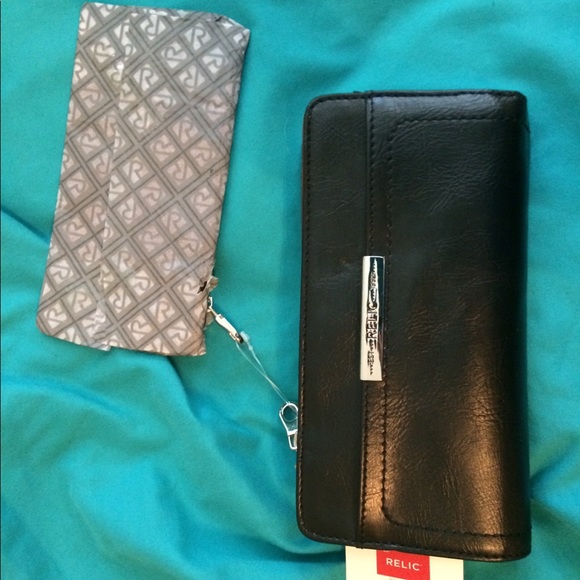 Relic | Bags | Relic Wallet | Poshmark